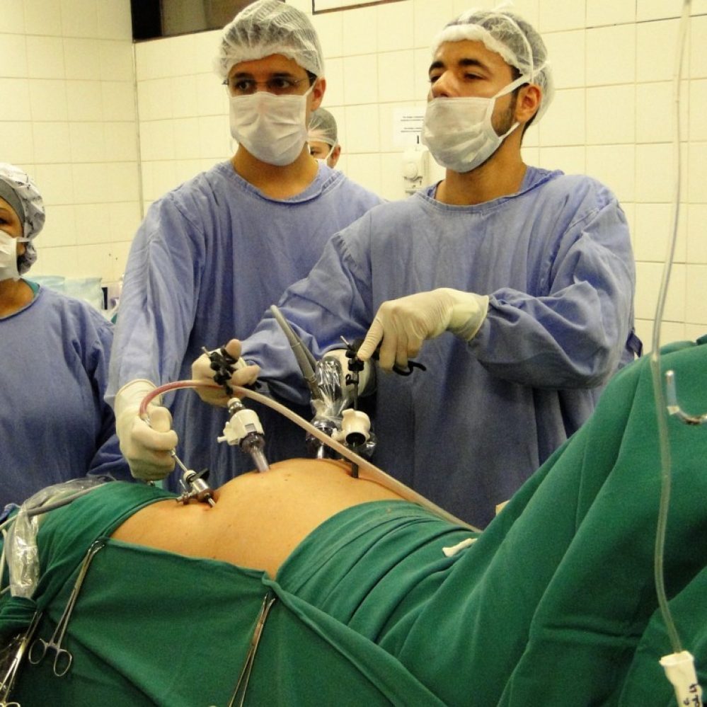 Curso de Nefrectomia Parcial Laparoscópica - Dr. João Juveniz